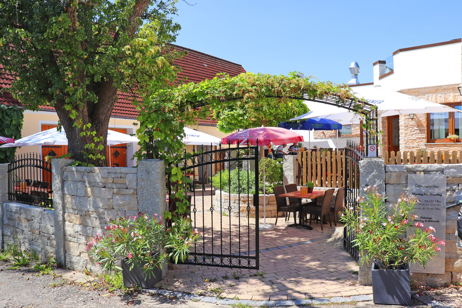 Der Biergarten – Zur Goldenen Sonne Maihingen